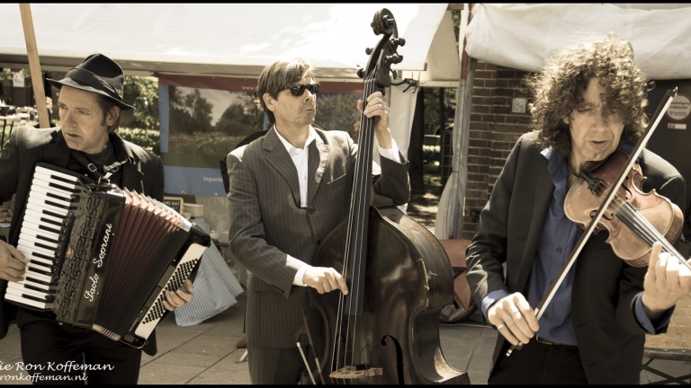 Panville Boeken? Direct op ShowBird.com!