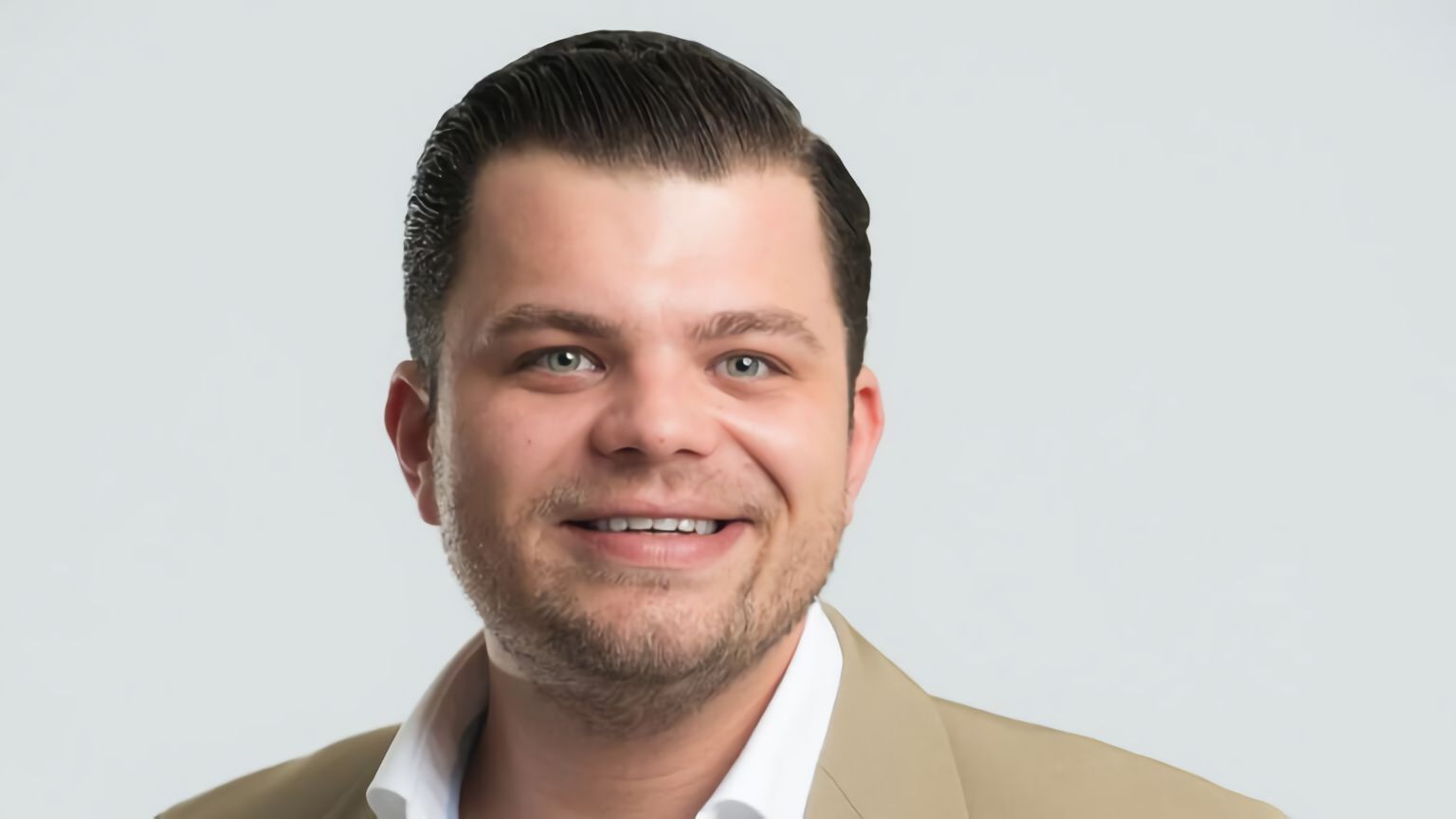 Tom Loen - Allround zanger Boeken? Direct op ShowBird.com!